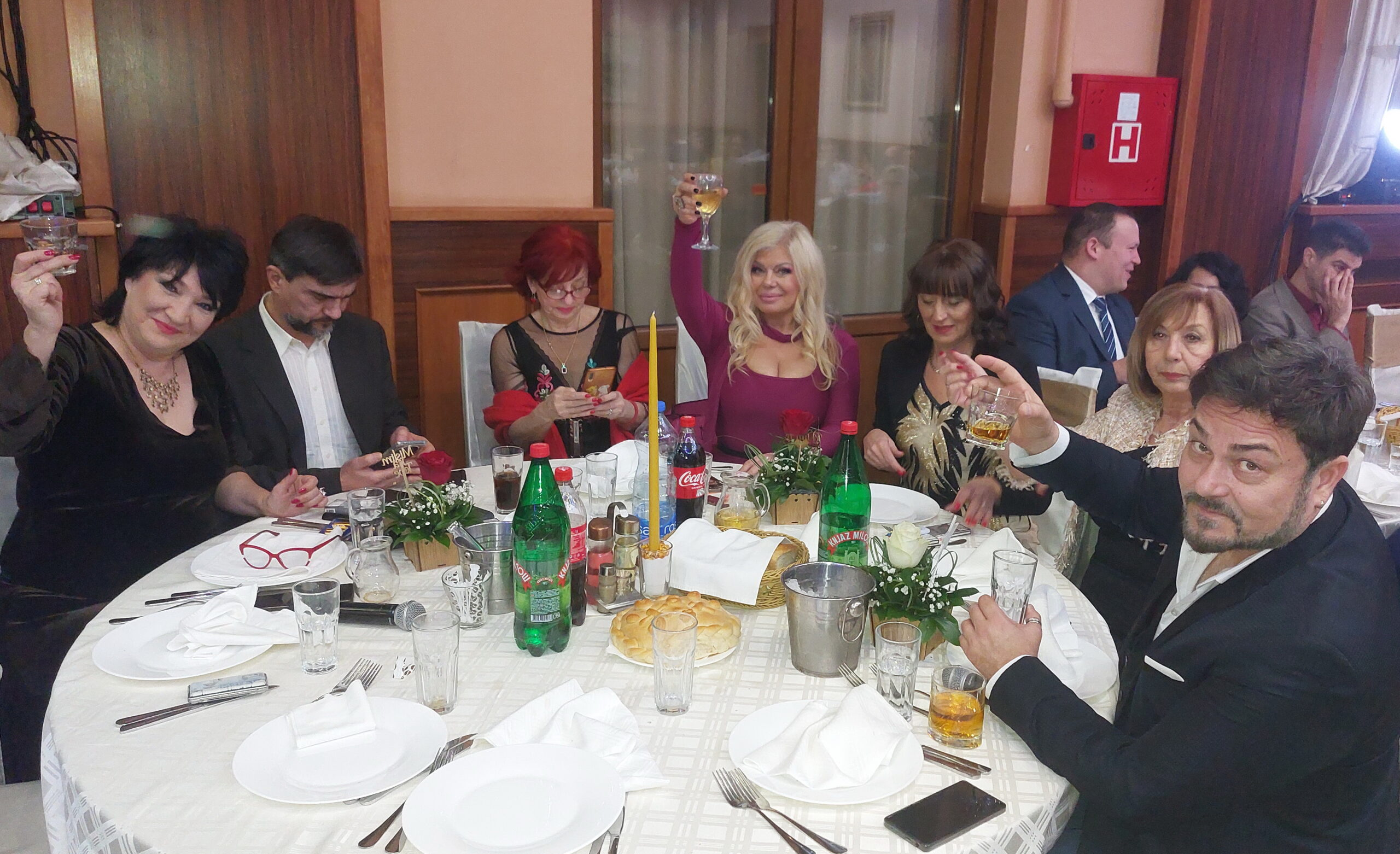 Ekskluziva sa Svetosavskog bala | LovaLova