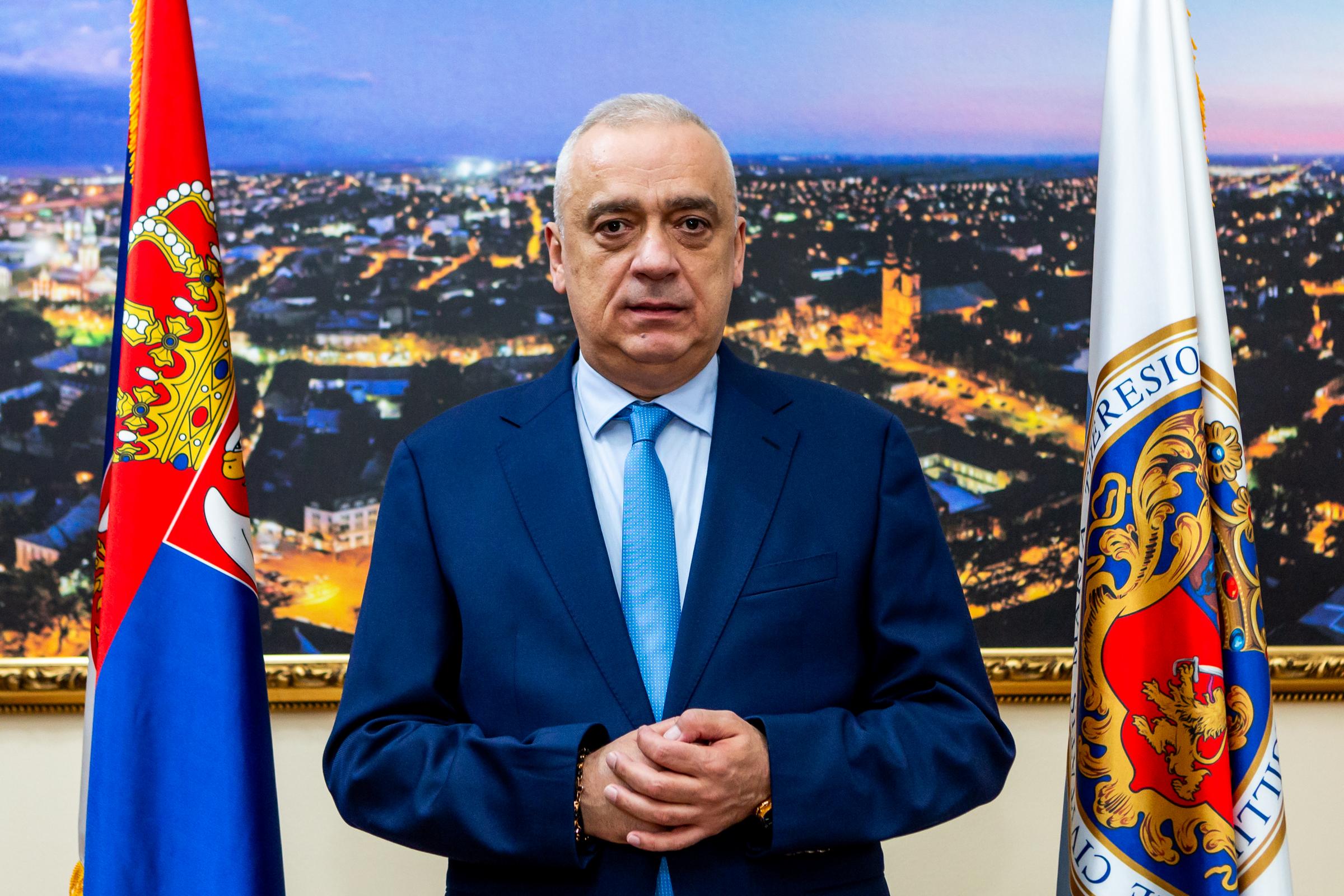 Čestitka gradonačelnika Stevana Bakića povodom Dana državnosti | LovaLova